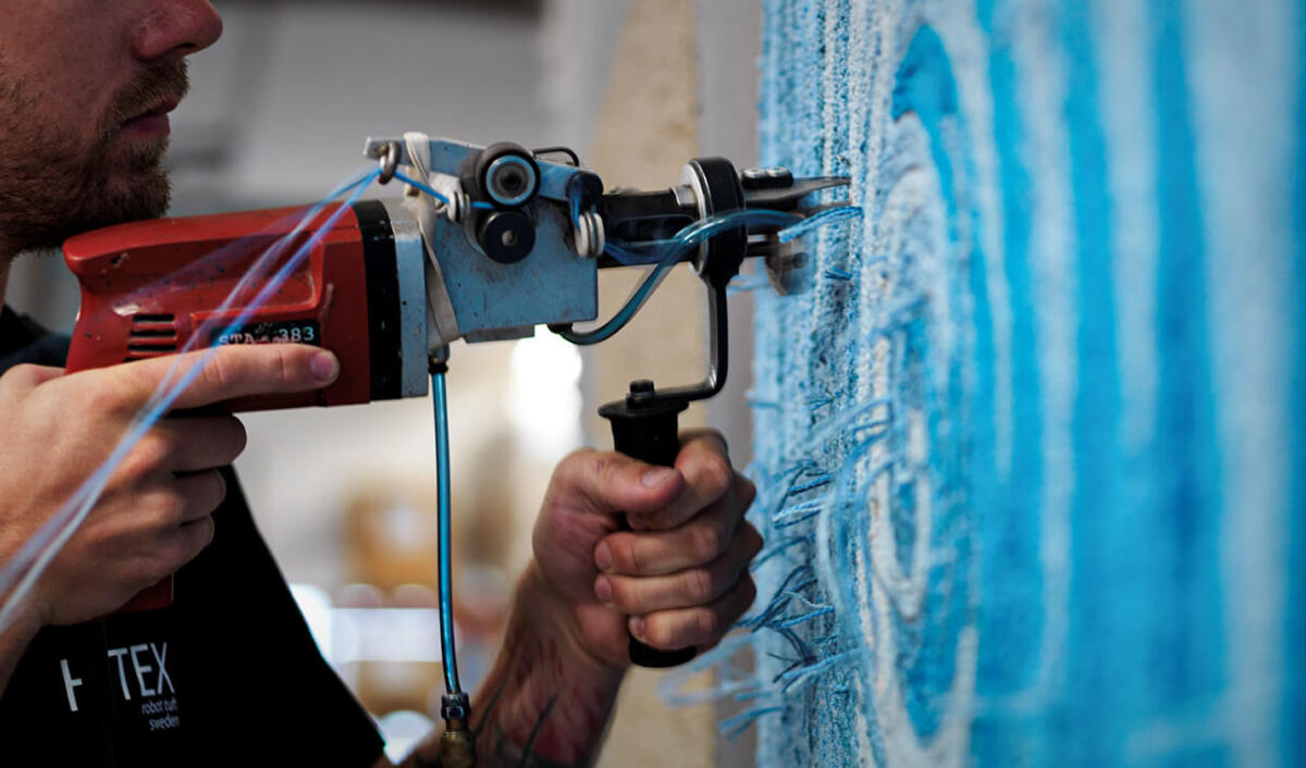 Crafting Artistry | HITEX Robot Tuft Sweden