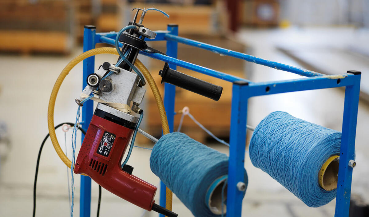 Crafting Artistry | HITEX Robot Tuft Sweden